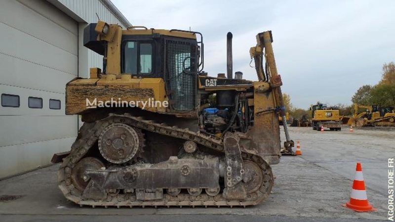 Prodaje se Caterpillar D6RIII n°TBC00189 ENG5068 buldožer na aukciji