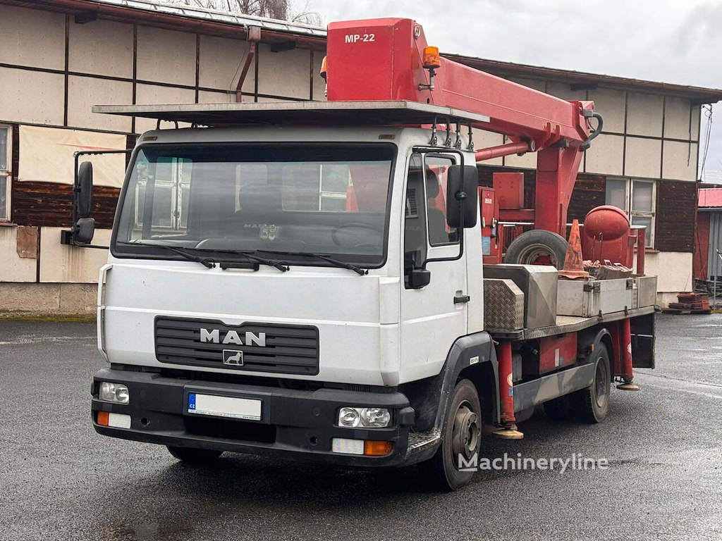MAN 8.163 LC auto dizalica s korpom
