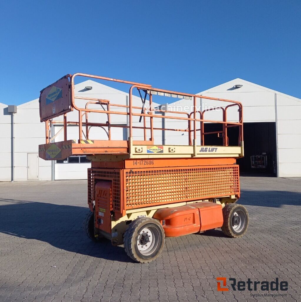 Prodaje se JLG Lift JLG 4069 LE . El lift makazastu platformu na aukciji