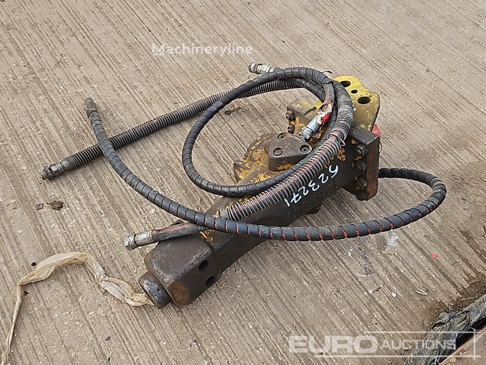 Prodaje se Hydraulic Breaker 30mm Pin to suit Excavator hidraulični čekić na aukciji