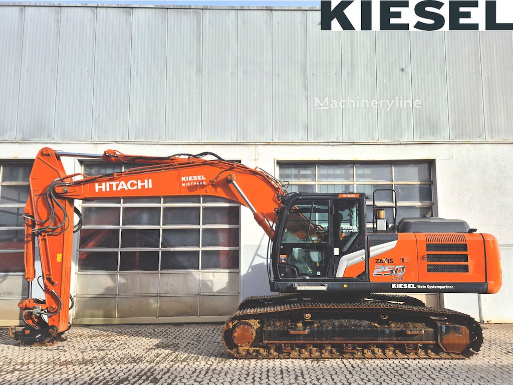 Hitachi ZX250LCN-7 bager guseničar