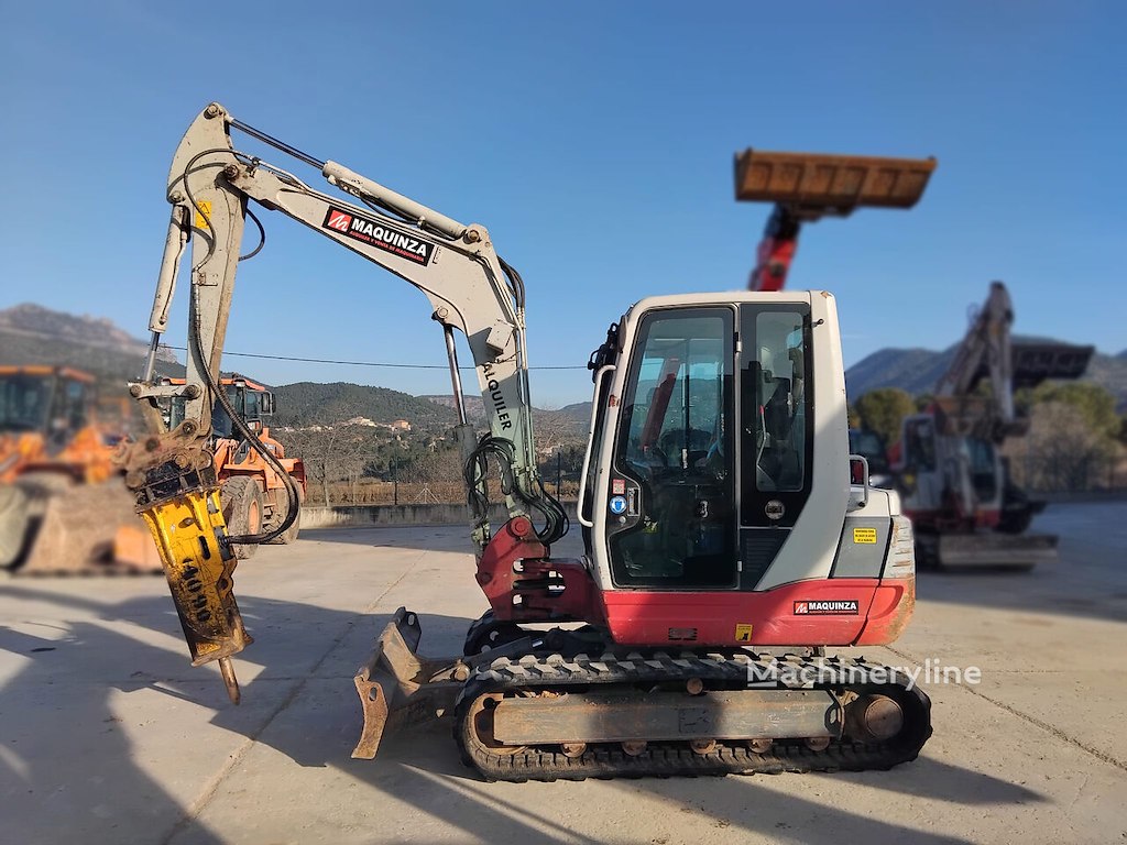 Takeuchi TB250 mini bager
