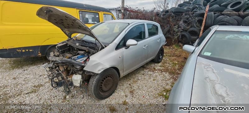 Opel Corsa 1.0b Kompletan Auto U Delovima