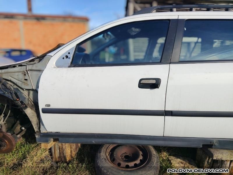 Opel Astra 1.7 Karoserija