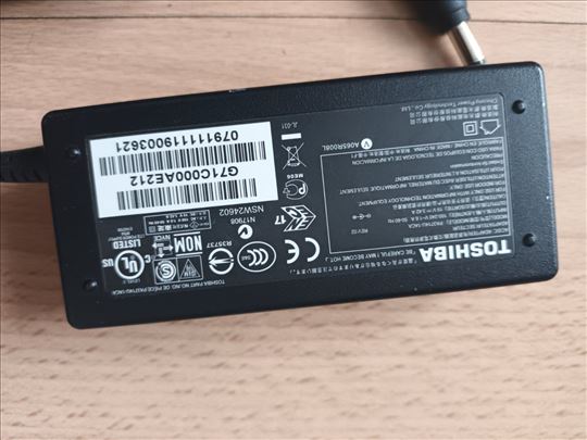 Toshiba adapter (punjač za laptop) 19V 3.42A