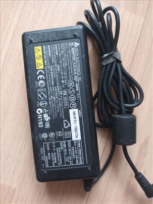 punjac za laptop 19V ⎓ 3.16A