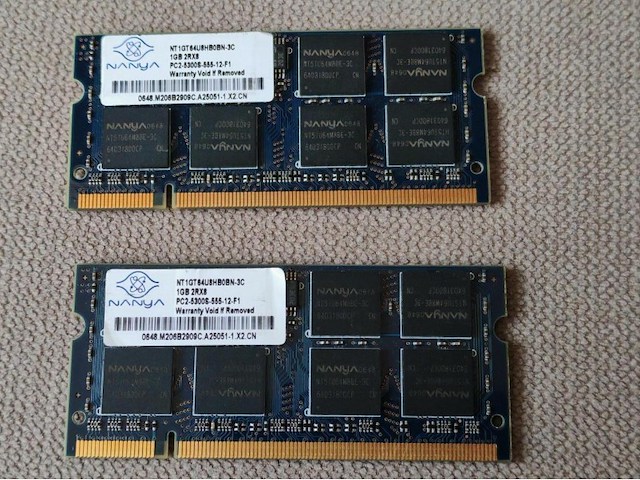 Nanya 1GB 2RX8 PC2-53008-555-12-F1 dve RAM memorije