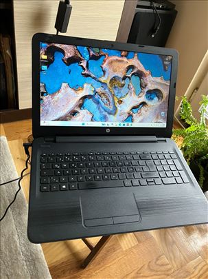 Hp 15 amdA6/8gb/1TB Win11