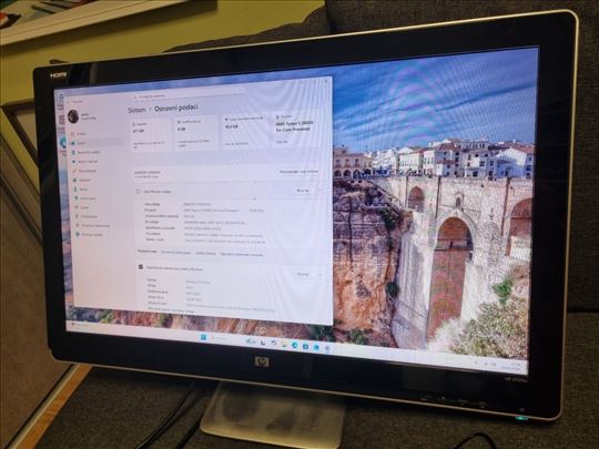HP LCD monitor 27 2709m, ugrađeni zvučnici