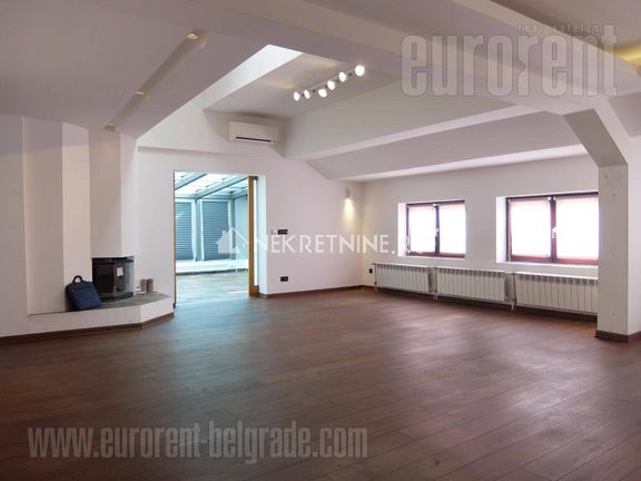 #36483, Izdavanje, P.P., KRUNSKA, 3000 EUR