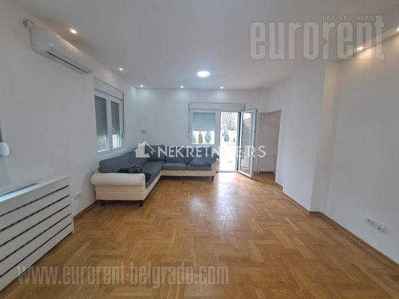 #41660, Izdavanje, Kuća, MILJAKOVAC, 1100 EUR