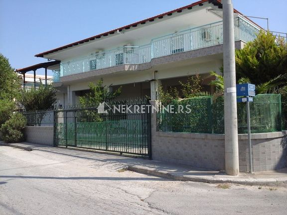 GRČKA – NEA KALIKRATIA – HALKIDIKI KUĆA 350 m² NA PLACU 650 m² – 750 m OD PLAŽE – 230.000 €