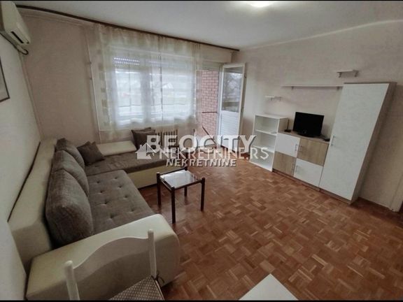 Novi Sad, Novo Naselje, Dušana Danilovića, 1.5, 47m2, 300EUR