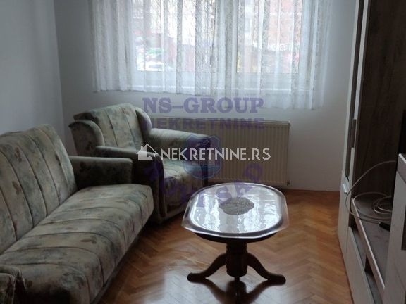 Izdaje se kompletno namešten dvosoban stan na atraktivnoj lokaciji