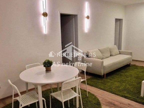 Zvezdara, Cvetkova pijaca, 2.5 stan, 54m2, 650 EUR