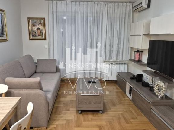 Kompletno opremljen 1.5 stan u novoj zgradi ID#1775