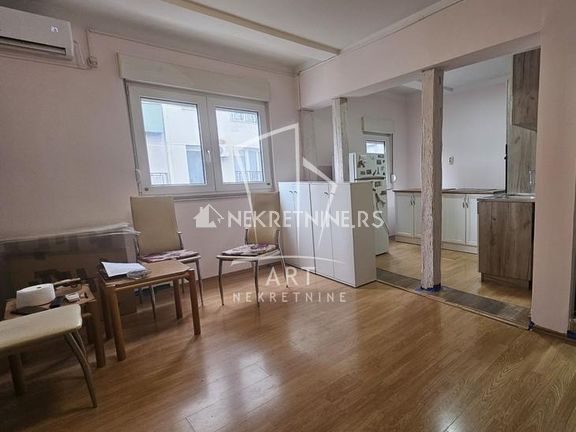 Hitna prodaja,Đeram dvosoban 37m2, uknjižen ID#14138