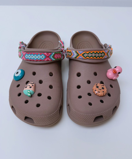 Crocs papuče sa originalnim bedževima