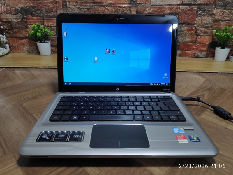 HP Pavilion dv3