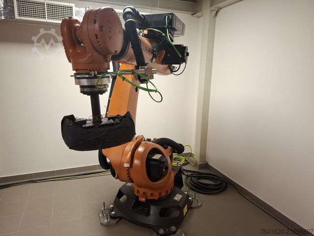 Industrijski robot
Kuka Roboter GmbH KR 210 R2700 prime
