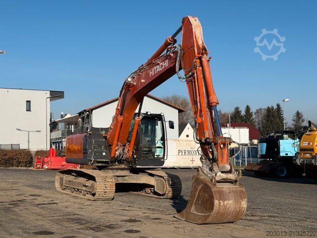 Lančani bager
HITACHI ZX210LC-6 Kettenbagger 23,1 Ton *11.213 BTH