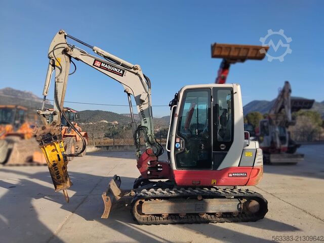 Mini bager
Takeuchi TB250