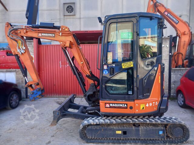 Mini bager
Hitachi ZX33U-6
