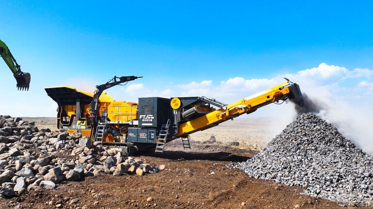 Srpski/srpski
Crawler Mobile Crusher FTJ-1175 CRAWLER CRUSHER