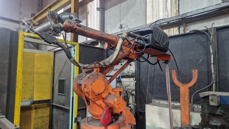 Robot za zavarivanje
ABB ABB IRB 1400 M2000 Robotic Welding Cell