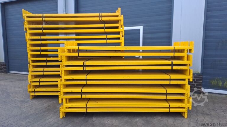 High-bay magacinska paleta crossbeam
SSI Schäfer PR600 / K: 60 x 40 m lichte Weite: 2.700 mm