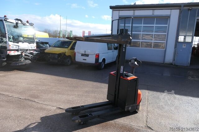 Ručni viljuškar
bt SWE 080L Batterie 21/2025