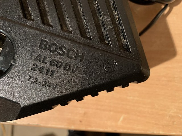 Bosch punjač AL 60 DV 2411 original