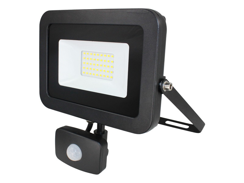 LED REFLEKTOR 30W SA SENZOROM IP44