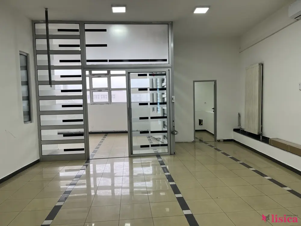 Izdaje se lokal u TC „Robna kuća Uzor“ u Smederevskoj Palanci