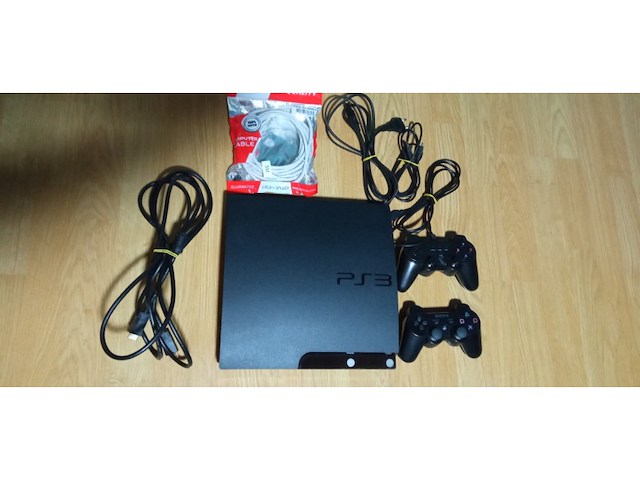 PS3 Slim Sony Playstation Čipovan + Oprema + Igre