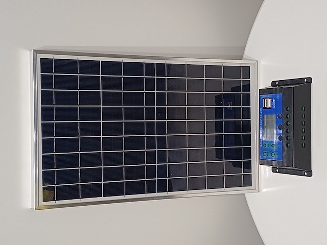 Kompler solarni panel 10W i kontroler