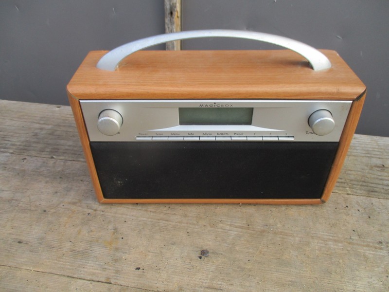 MAGIC BOX Stereo DAB+radio -citaj opis