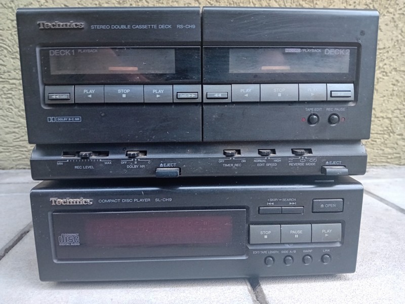 Technics CD Plejer i Dupli kasetni dek.