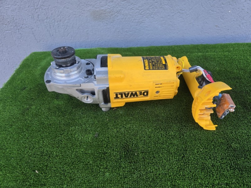 DeWalt velika brusilica