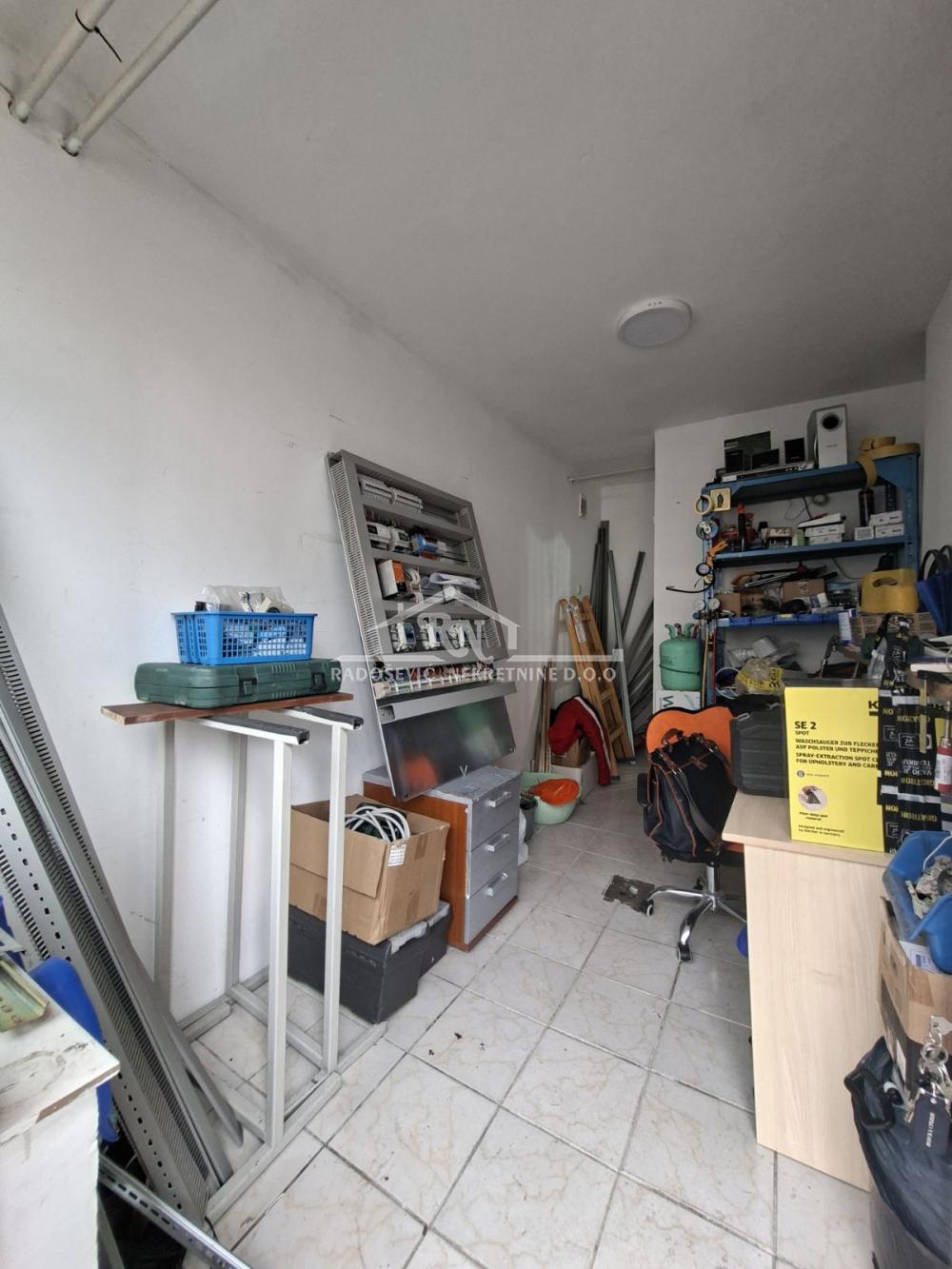 PP Rakovica, Snežane Hrepevnik, 9m2 ID#1607
22.000 €