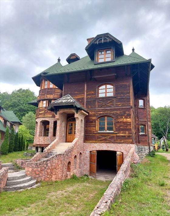 Mokra Gora – Plac sa potokom i započetim objektom ID#1016
199.000 €