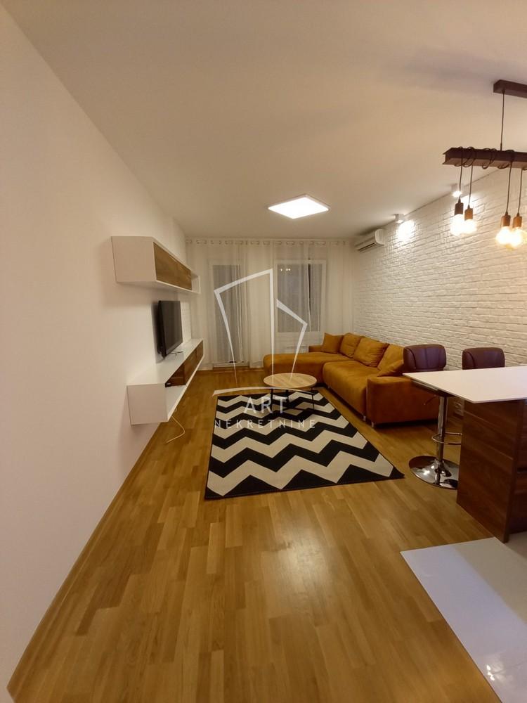 A blok, Uroša Martinovića, 32m2 ID#14183
700 €