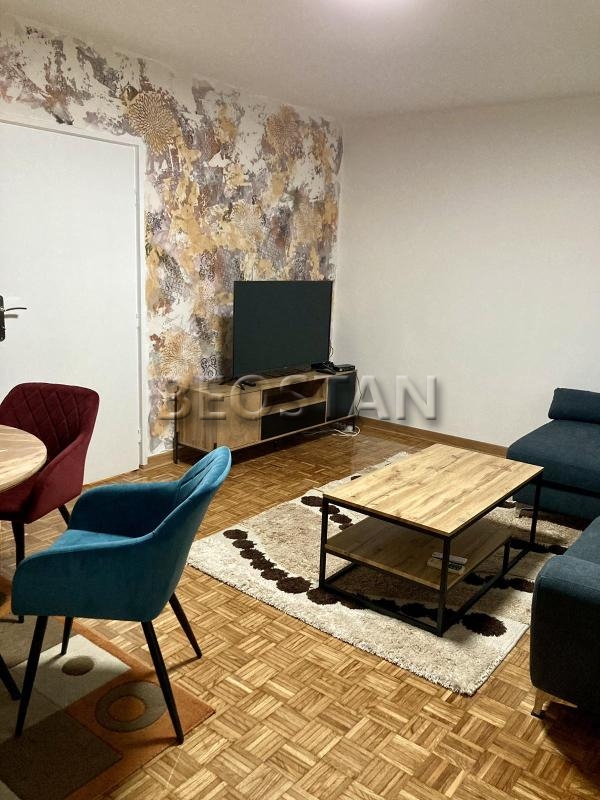 Novi Beograd - Opstina #66402
800 €