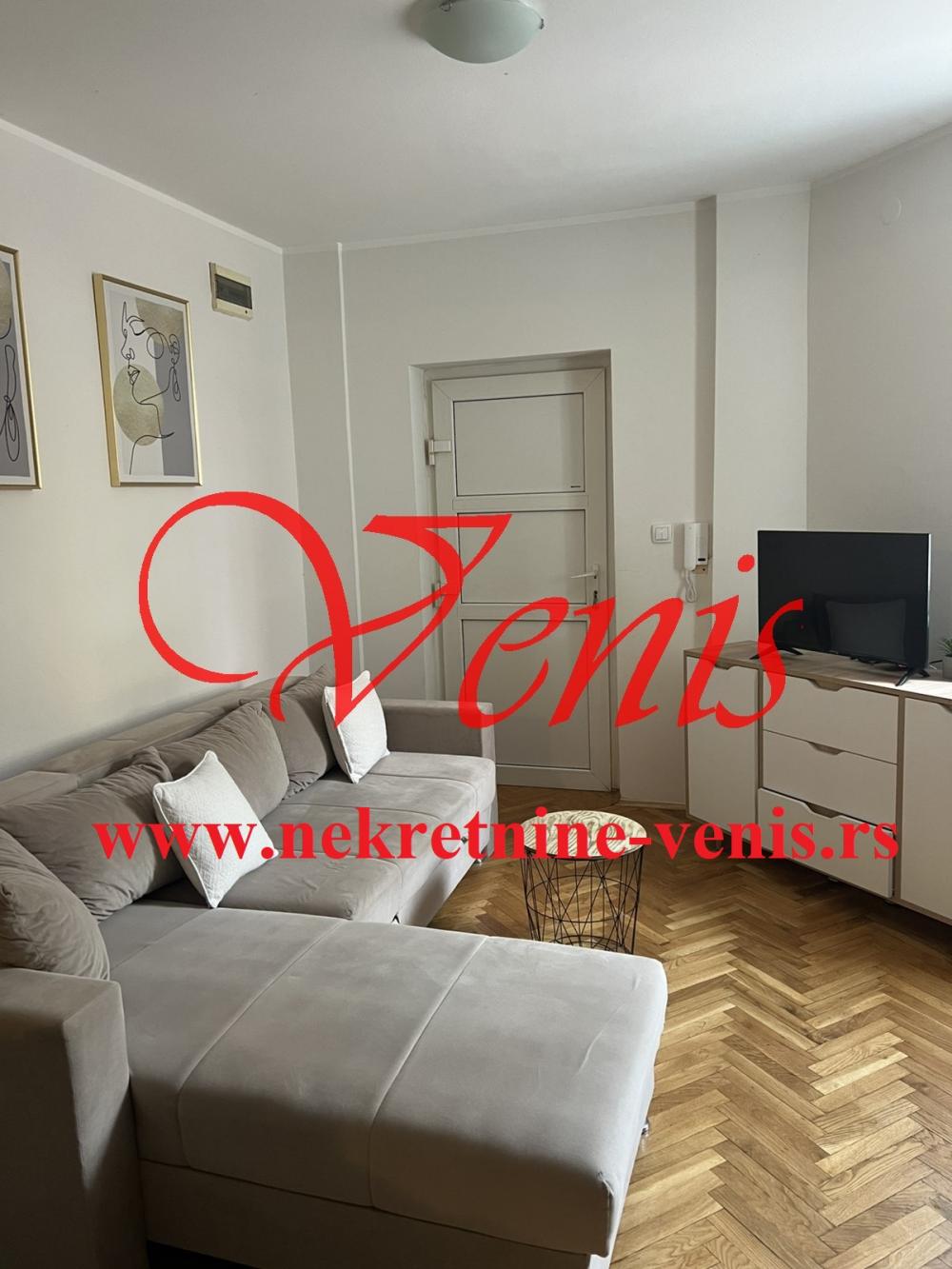 CENTAR ul.Valentina Vodnika 40 m2 - 350 Evra ID#2713
350 €
