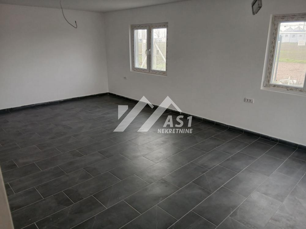 Izdaje se nova hala u Žablju ID#5751
1.200 €