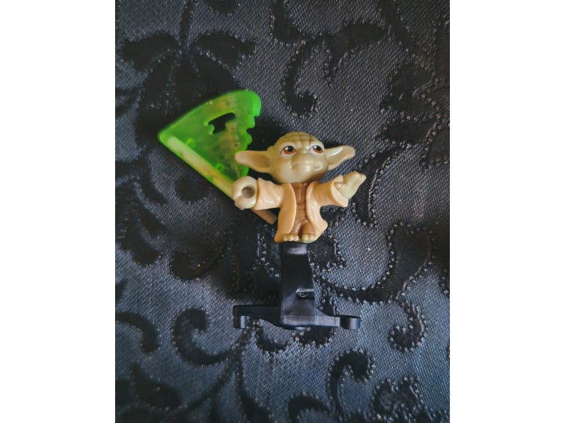 Star Wars Yoda Figurica Kinder Suprise