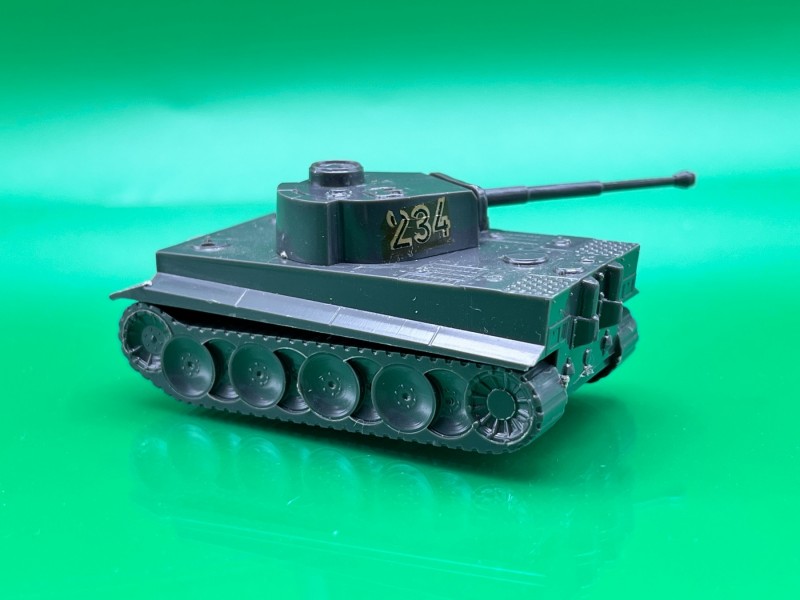 1:87 DDR RMM tenk Tiger I [C-24] H0