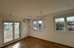 Prodajem Stan-Apartman, Stari Majur, Novi Sad Okolica