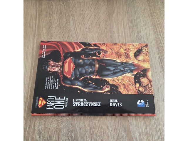 Superman: Earth One vol.2 TPB