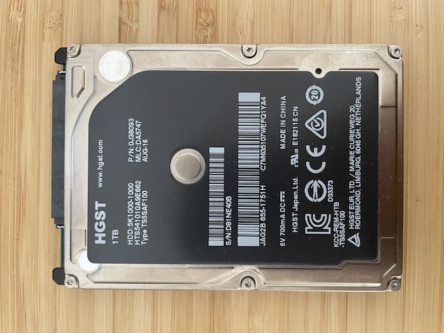 HGST 1TB 2.5` hdd - hard disk
